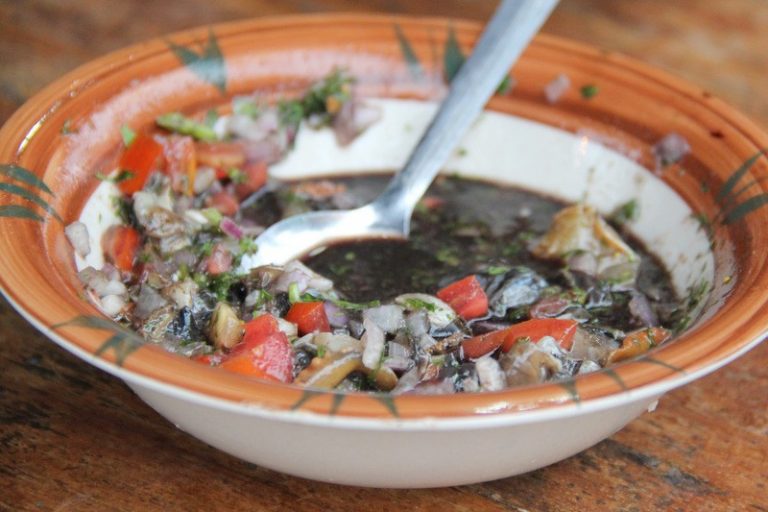 Ceviche de conchas negras o prietas - Recetas de Comida Ecuatoriana